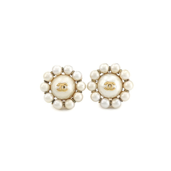 CHANEL | Jewelry | Chanel Chanel Fake Pearl Earrings Here Mark Flower ...